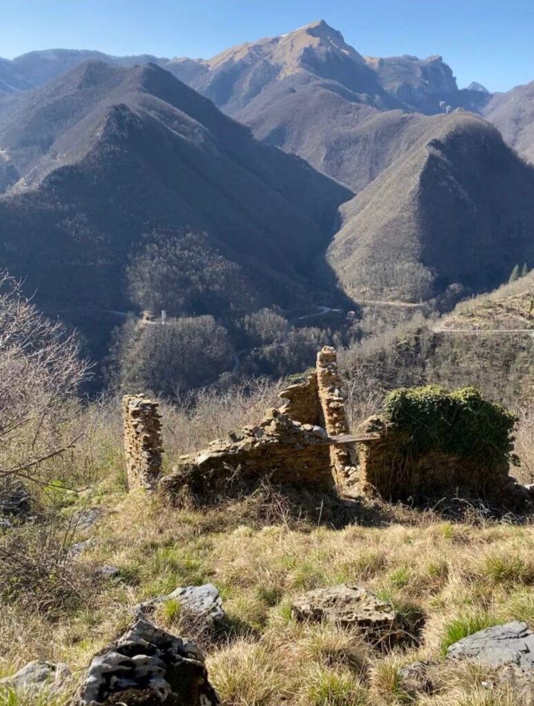 Houses for €1 – Comune di Fabbriche di Vergemoli